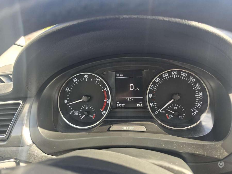 Blue Skoda Rapid 2017 in Vilnius, with an engine capacity of 1.20 L and mileage of 98 thousand km for 6350 €, photo 10 on AUTOMOTO.COM.LV