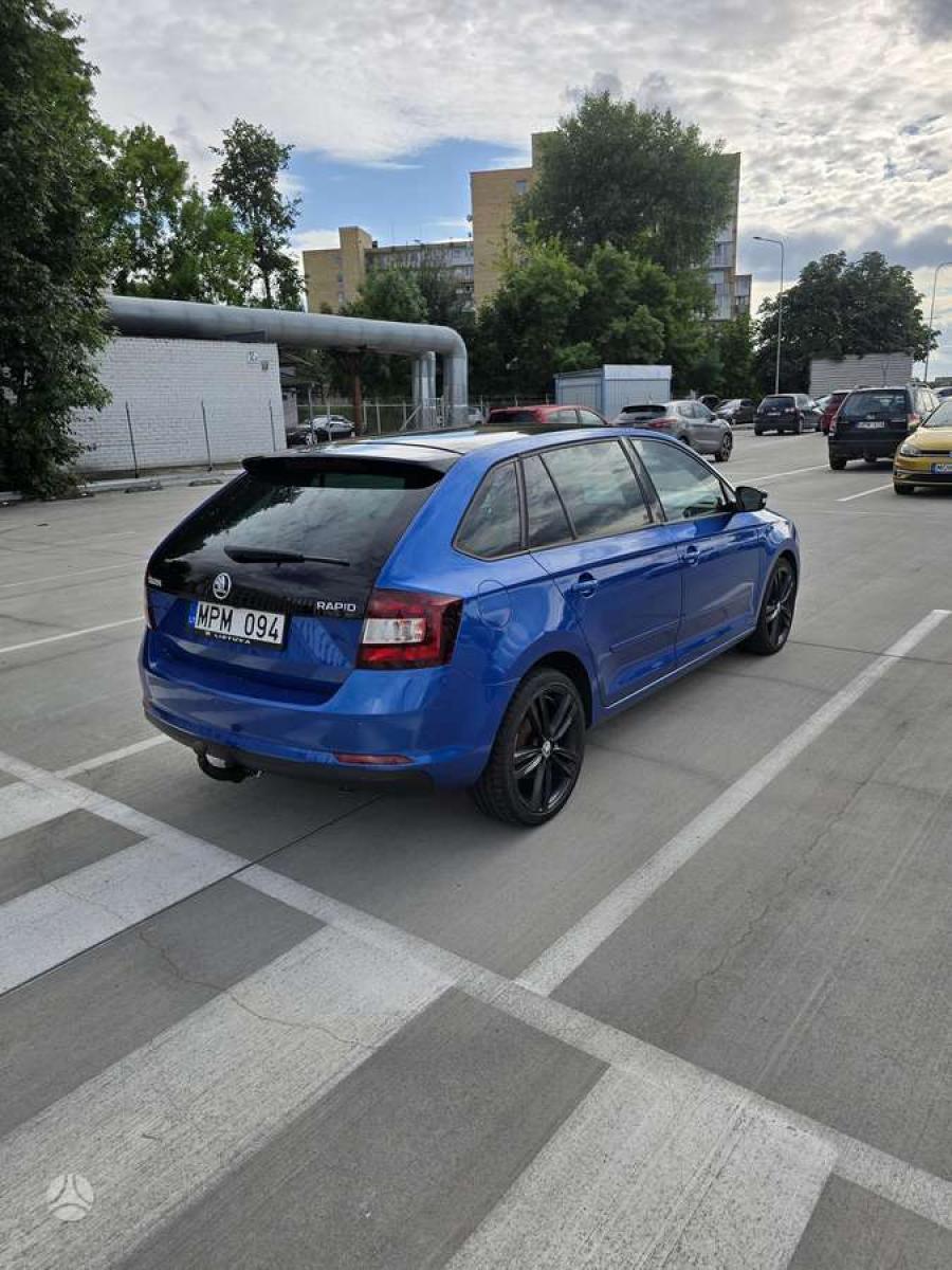 Blue Skoda Rapid 2017 in Vilnius, with an engine capacity of 1.40 L and mileage of 295 thousand km for 7500 €, photo 5 on AUTOMOTO.COM.LV