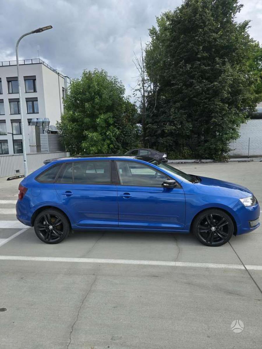 Blue Skoda Rapid 2017 in Vilnius, with an engine capacity of 1.40 L and mileage of 295 thousand km for 7500 €, photo 9 on AUTOMOTO.COM.LV