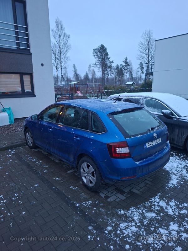 Blue Skoda Rapid 2018 in Tartu, with an engine capacity of 1.40 L and mileage of 44 thousand km for 12000 €, photo 6 on AUTOMOTO.COM.LV