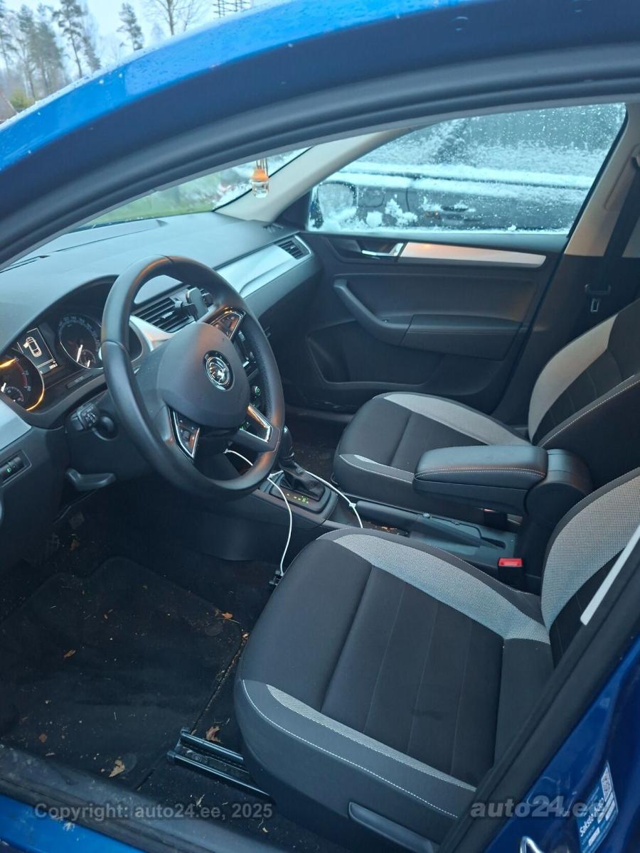 Blue Skoda Rapid 2018 in Tartu, with an engine capacity of 1.40 L and mileage of 44 thousand km for 12000 €, photo 10 on AUTOMOTO.COM.LV