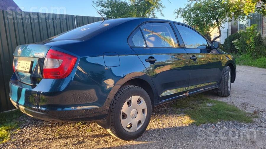 Zils Skoda Rapid 2013 Daugavpils, ar dzinēja tilpumu 1.20 L un nobraukumu 310 tūkst. km par 1700 €, foto 5 vietnē AUTOMOTO.COM.LV