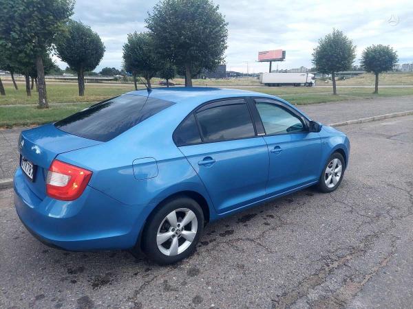 Zils Skoda Rapid 2013 Kauņa, ar dzinēja tilpumu 1.20 L un nobraukumu 221 tūkst. km par 3900 €, foto 3 vietnē AUTOMOTO.COM.LV