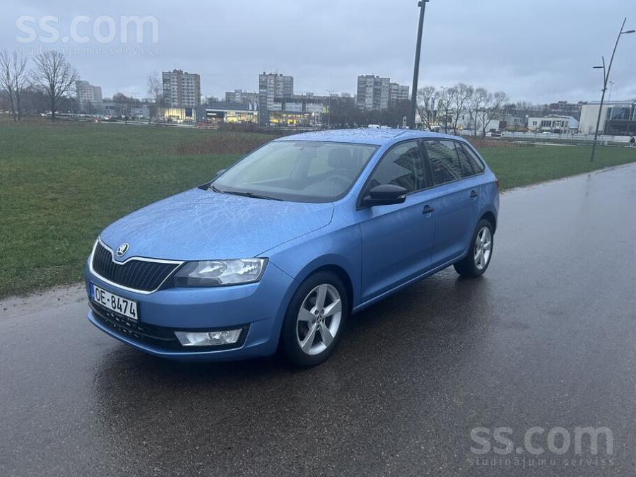 Blue Skoda Rapid 2015 in Riga, with an engine capacity of 1.40 L and mileage of 262 thousand km for 4300 €, photo 3 on AUTOMOTO.COM.LV