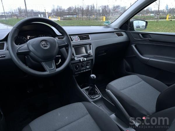 Blue Skoda Rapid 2015 in Riga, with an engine capacity of 1.40 L and mileage of 262 thousand km for 4300 €, photo 5 on AUTOMOTO.COM.LV