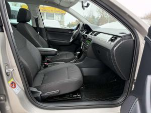 Brūns Skoda Rapid 2013 Panevēža, ar dzinēja tilpumu 1.60 L un nobraukumu 257 tūkst. km par 4990 €, foto 15 vietnē AUTOMOTO.COM.LV