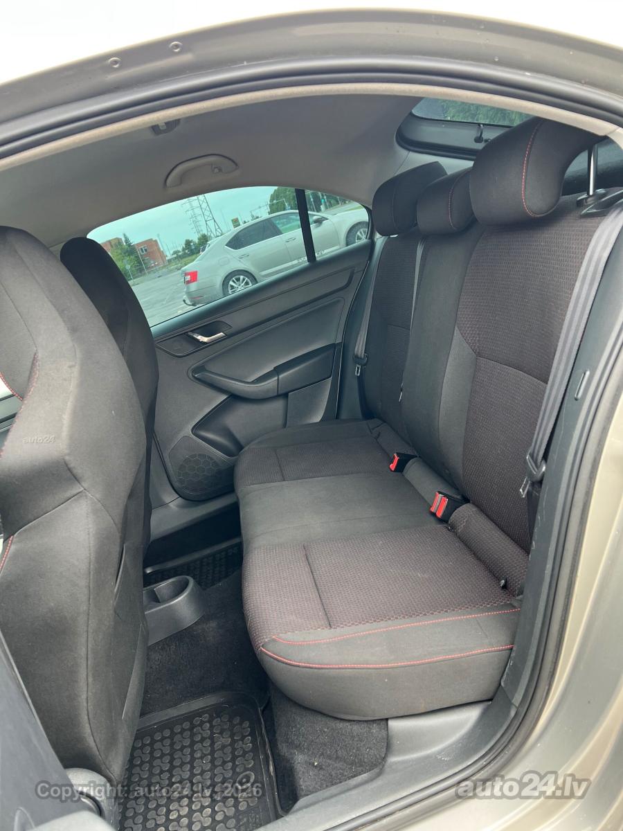 Brūns Skoda Rapid 2013 Narva, ar dzinēja tilpumu 1.20 L un nobraukumu 219 tūkst. km par 2999 €, foto 25 vietnē AUTOMOTO.COM.LV