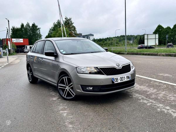 Brown Skoda Rapid 2013 in Panevezys, with an engine capacity of 1.60 L and mileage of 257 thousand km for 4790 €, photo 3 on AUTOMOTO.COM.LV