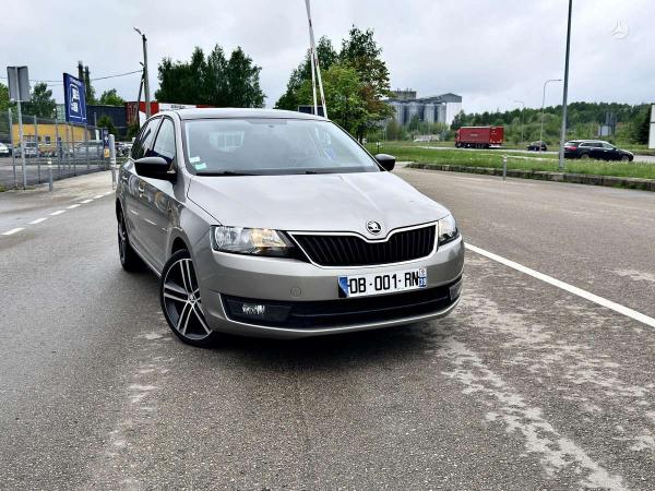 Brown Skoda Rapid 2013 in Panevezys, with an engine capacity of 1.60 L and mileage of 257 thousand km for 4790 €, photo 5 on AUTOMOTO.COM.LV