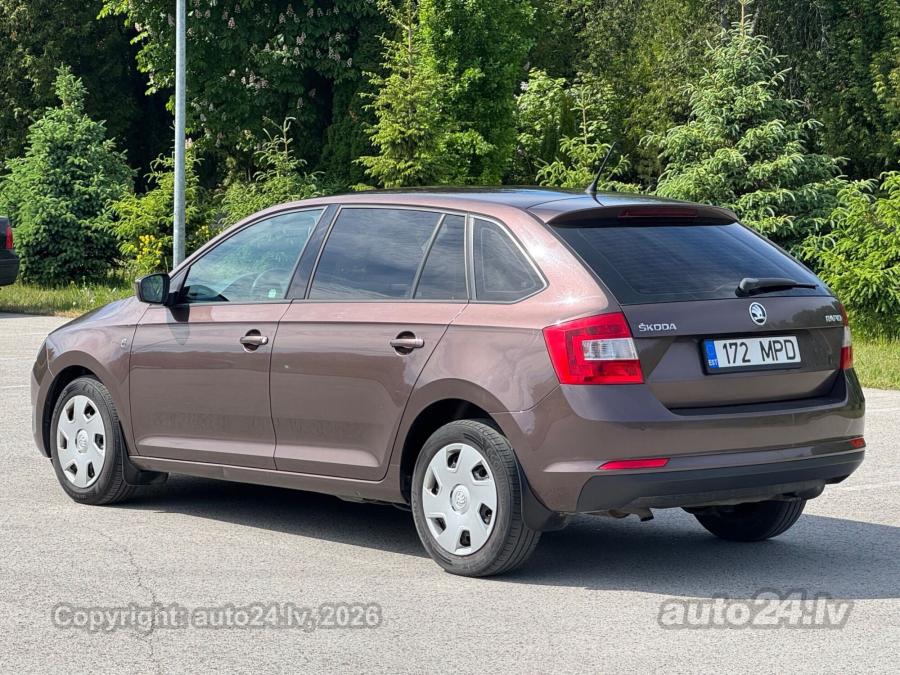 Brown Skoda Rapid 2015 in Tallinn, with an engine capacity of 1.20 L and mileage of 134 thousand km for 4999 €, photo 5 on AUTOMOTO.COM.LV
