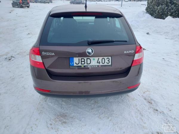 Brown Skoda Rapid 2016 in Siauliai, with an engine capacity of 1.60 L and mileage of 266 thousand km for 5700 €, photo 4 on AUTOMOTO.COM.LV