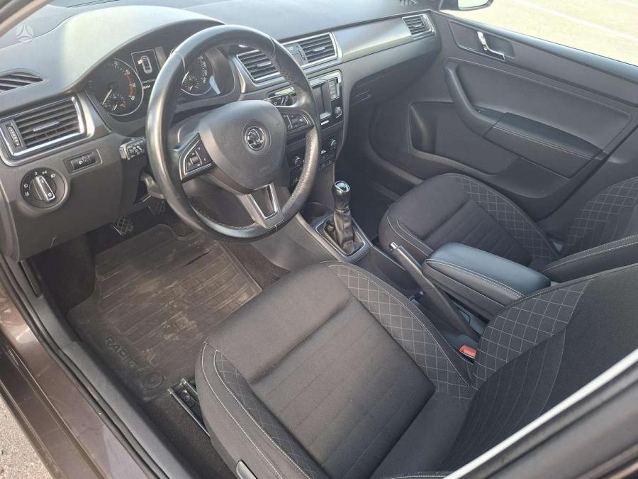 Brūns Skoda Rapid 2016 Viļņa, ar dzinēja tilpumu 1.20 L un nobraukumu 186 tūkst. km par 5500 €, foto 11 vietnē AUTOMOTO.COM.LV