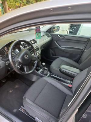 Brūns Skoda Rapid 2013 Radviliškis, ar dzinēja tilpumu 1.60 L un nobraukumu 233 tūkst. km par 3650 €, foto 7 vietnē AUTOMOTO.COM.LV