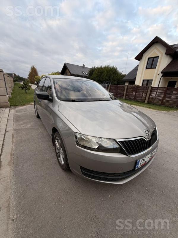 Brown Skoda Rapid 2013 in Riga, with an engine capacity of 1.20 L and mileage of 104 thousand km for 3900 €, photo 1 on AUTOMOTO.COM.LV
