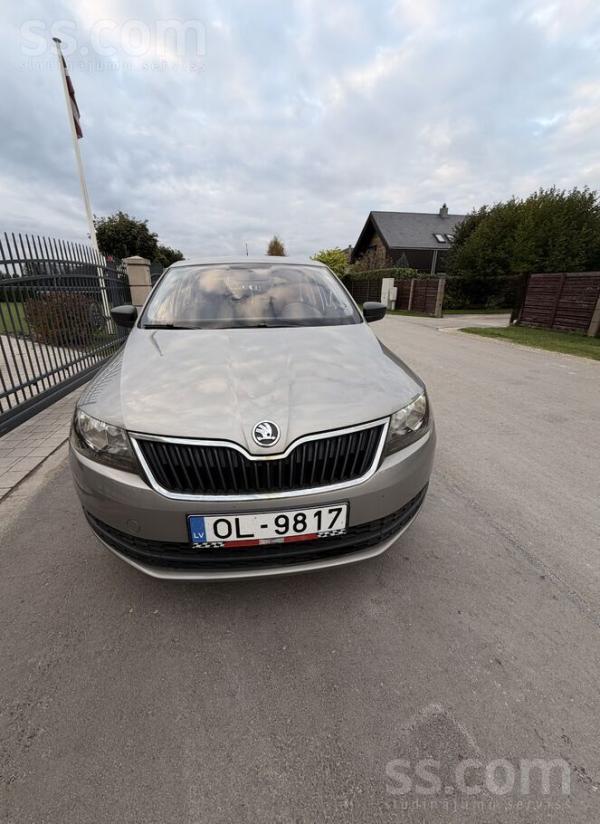 Brown Skoda Rapid 2013 in Riga, with an engine capacity of 1.20 L and mileage of 104 thousand km for 3900 €, photo 3 on AUTOMOTO.COM.LV