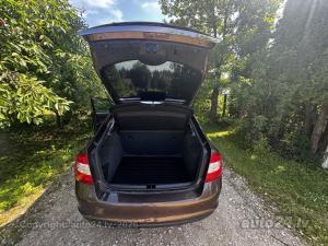 Brūns Skoda Rapid 2015 Tallina, ar dzinēja tilpumu 1.20 L un nobraukumu 103 tūkst. km par 6000 €, foto 10 vietnē AUTOMOTO.COM.LV