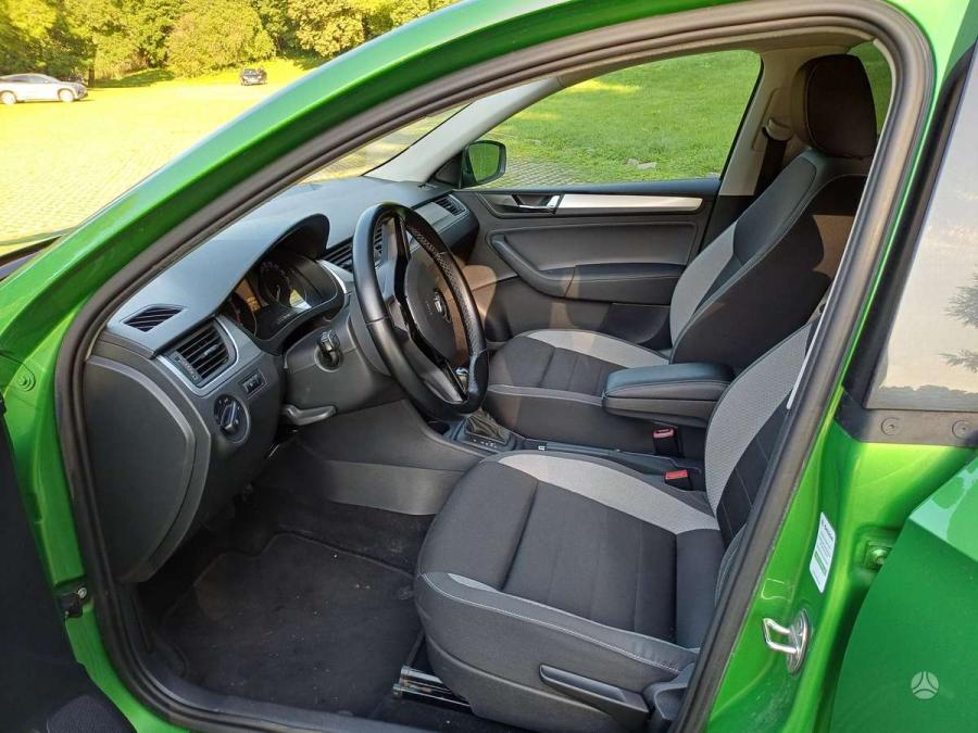 Green Skoda Rapid 2018 in Vilnius, with an engine capacity of 1.00 L and mileage of 143 thousand km for 7700 €, photo 12 on AUTOMOTO.COM.LV