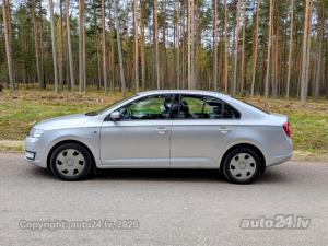 Pelēks Skoda Rapid 2013 Tallina, ar dzinēja tilpumu 1.40 L un nobraukumu 258 tūkst. km par 3900 €, foto 3 vietnē AUTOMOTO.COM.LV