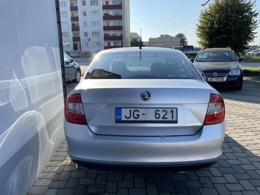Pelēks Skoda Rapid 2013 Rīga, ar dzinēja tilpumu 1.60 L un nobraukumu 274 tūkst. km par 4450 €, foto 15 vietnē AUTOMOTO.COM.LV