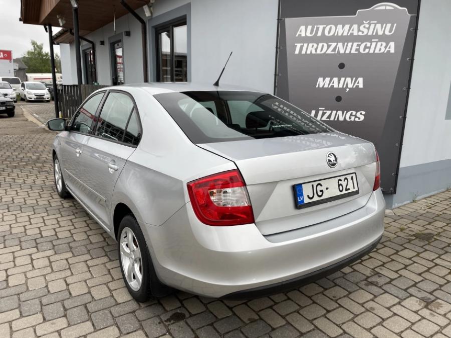Pelēks Skoda Rapid 2013 Rīga, ar dzinēja tilpumu 1.60 L un nobraukumu 274 tūkst. km par 4450 €, foto 21 vietnē AUTOMOTO.COM.LV