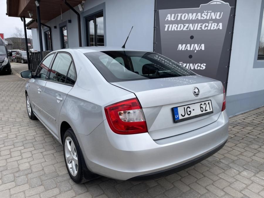 Pelēks Skoda Rapid 2013 Rīga, ar dzinēja tilpumu 1.60 L un nobraukumu 274 tūkst. km par 4450 €, foto 32 vietnē AUTOMOTO.COM.LV