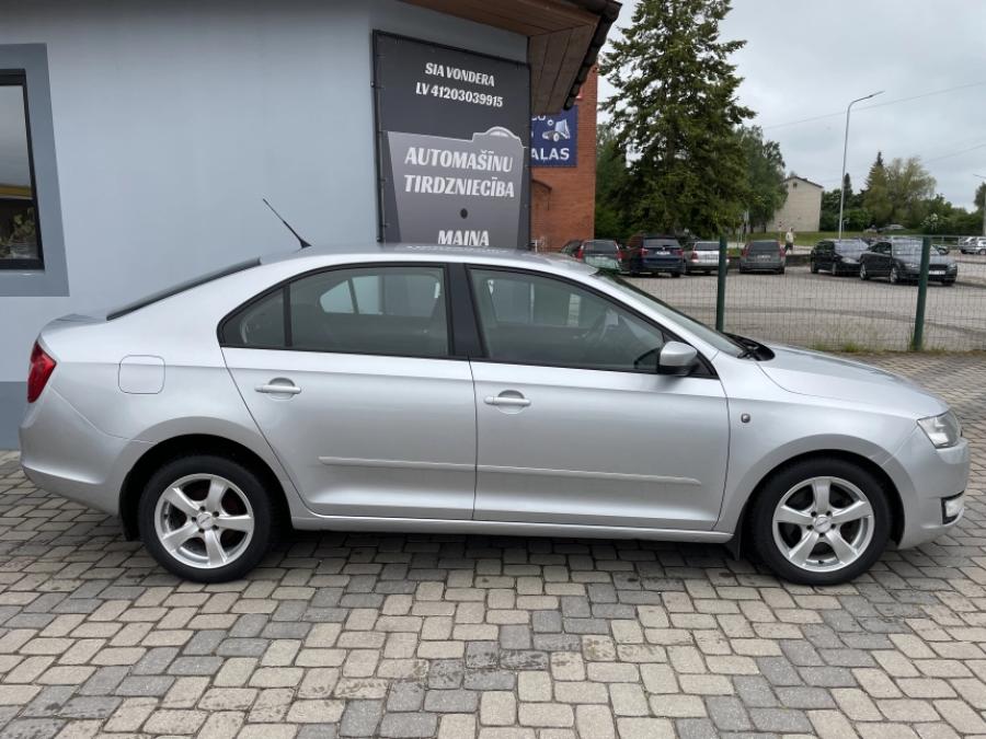 Pelēks Skoda Rapid 2013 Rīga, ar dzinēja tilpumu 1.60 L un nobraukumu 274 tūkst. km par 4450 €, foto 40 vietnē AUTOMOTO.COM.LV