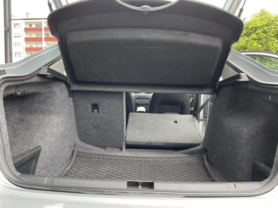 Pelēks Skoda Rapid 2013 Rīga, ar dzinēja tilpumu 1.60 L un nobraukumu 274 tūkst. km par 4450 €, foto 52 vietnē AUTOMOTO.COM.LV