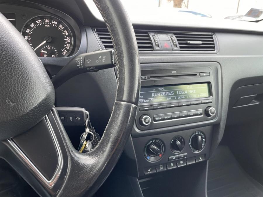 Pelēks Skoda Rapid 2013 Rīga, ar dzinēja tilpumu 1.60 L un nobraukumu 274 tūkst. km par 4450 €, foto 53 vietnē AUTOMOTO.COM.LV