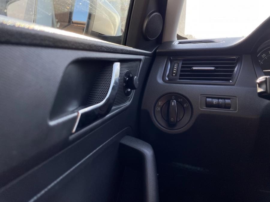 Pelēks Skoda Rapid 2013 Rīga, ar dzinēja tilpumu 1.60 L un nobraukumu 274 tūkst. km par 4450 €, foto 54 vietnē AUTOMOTO.COM.LV