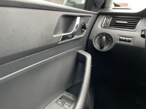 Pelēks Skoda Rapid 2013 Rīga, ar dzinēja tilpumu 1.60 L un nobraukumu 274 tūkst. km par 4450 €, foto 59 vietnē AUTOMOTO.COM.LV