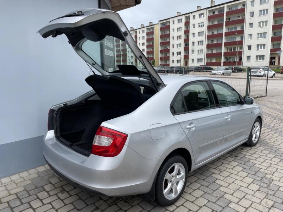 Pelēks Skoda Rapid 2013 Rīga, ar dzinēja tilpumu 1.60 L un nobraukumu 274 tūkst. km par 4450 €, foto 60 vietnē AUTOMOTO.COM.LV