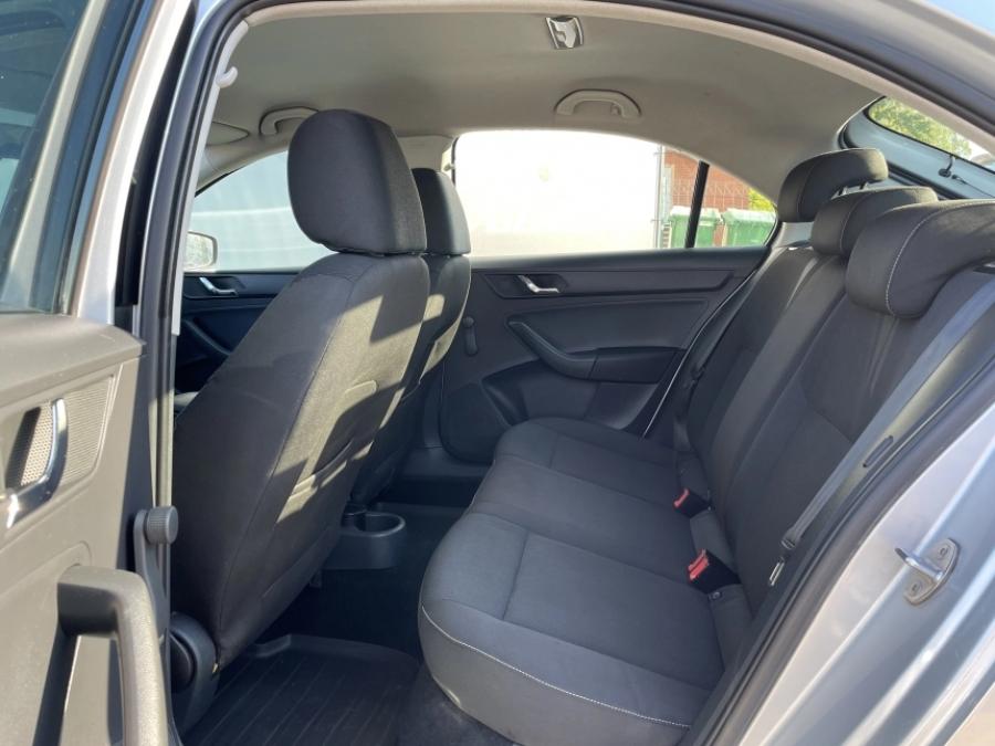 Pelēks Skoda Rapid 2013 Rīga, ar dzinēja tilpumu 1.60 L un nobraukumu 274 tūkst. km par 4450 €, foto 82 vietnē AUTOMOTO.COM.LV