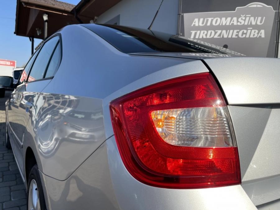 Pelēks Skoda Rapid 2013 Rīga, ar dzinēja tilpumu 1.60 L un nobraukumu 274 tūkst. km par 4450 €, foto 86 vietnē AUTOMOTO.COM.LV