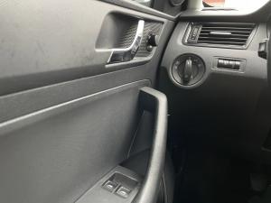 Pelēks Skoda Rapid 2013 Rīga, ar dzinēja tilpumu 1.60 L un nobraukumu 274 tūkst. km par 4450 €, foto 88 vietnē AUTOMOTO.COM.LV