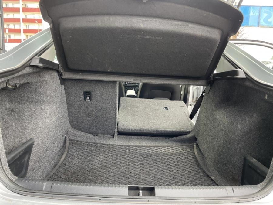 Pelēks Skoda Rapid 2013 Rīga, ar dzinēja tilpumu 1.60 L un nobraukumu 274 tūkst. km par 4450 €, foto 97 vietnē AUTOMOTO.COM.LV