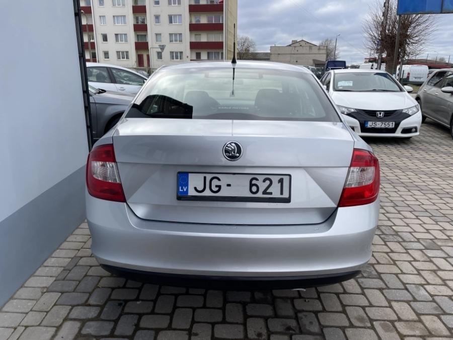 Pelēks Skoda Rapid 2013 Rīga, ar dzinēja tilpumu 1.60 L un nobraukumu 274 tūkst. km par 4450 €, foto 100 vietnē AUTOMOTO.COM.LV
