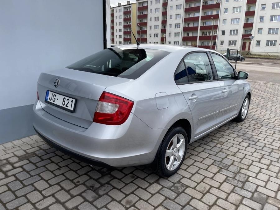 Pelēks Skoda Rapid 2013 Rīga, ar dzinēja tilpumu 1.60 L un nobraukumu 274 tūkst. km par 4450 €, foto 103 vietnē AUTOMOTO.COM.LV