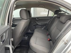 Pelēks Skoda Rapid 2013 Rīga, ar dzinēja tilpumu 1.60 L un nobraukumu 274 tūkst. km par 4450 €, foto 105 vietnē AUTOMOTO.COM.LV