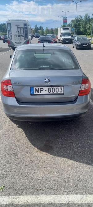 Pelēks Skoda Rapid 2013 Rīga, ar dzinēja tilpumu 1.60 L un nobraukumu 203 tūkst. km par 5650 €, foto 5 vietnē AUTOMOTO.COM.LV
