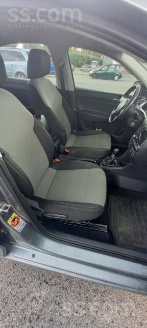 Pelēks Skoda Rapid 2013 Rīga, ar dzinēja tilpumu 1.60 L un nobraukumu 203 tūkst. km par 5650 €, foto 9 vietnē AUTOMOTO.COM.LV