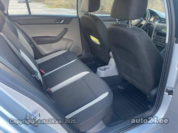 Grey Skoda Rapid 2014 in Tallinn, with an engine capacity of 1.60 L and mileage of 141 thousand km for 4990 €, photo 11 on AUTOMOTO.COM.LV