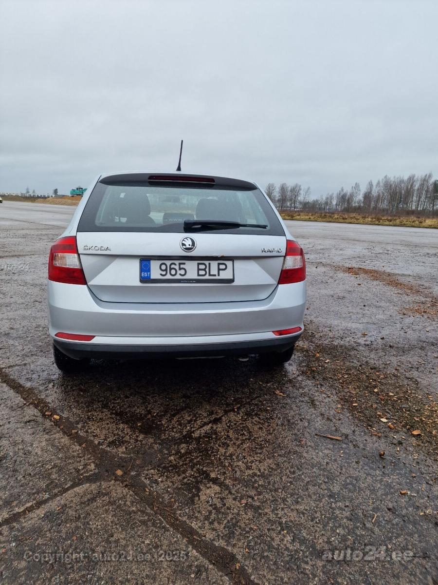 Grey Skoda Rapid 2014 in Tallinn, with an engine capacity of 1.20 L and mileage of 253 thousand km for 2700 €, photo 6 on AUTOMOTO.COM.LV