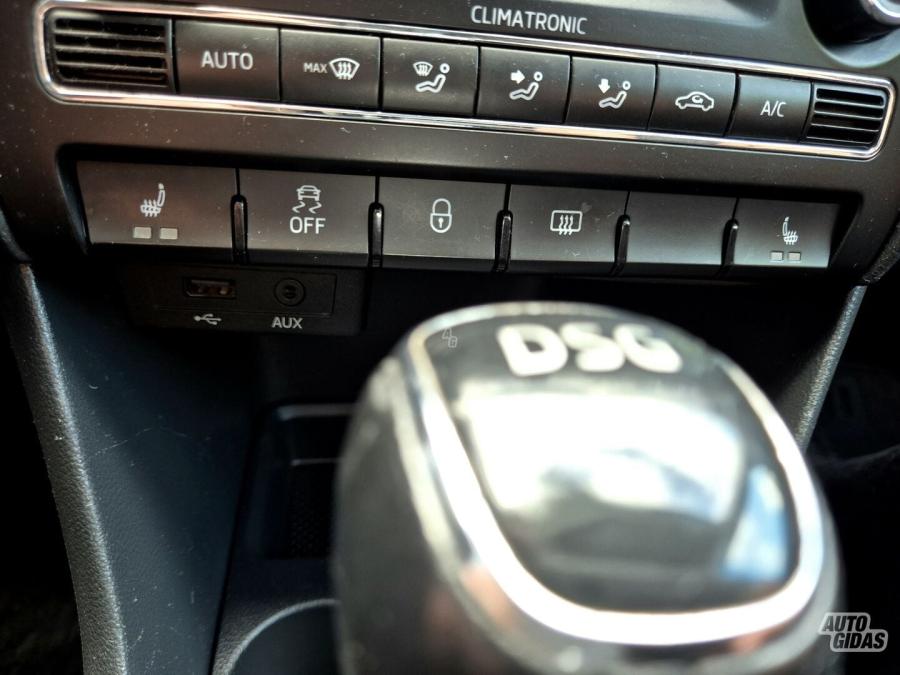 Grey Skoda Rapid 2014 in Kaunas, with an engine capacity of 1.60 L and mileage of 358 thousand km for 4700 €, photo 12 on AUTOMOTO.COM.LV