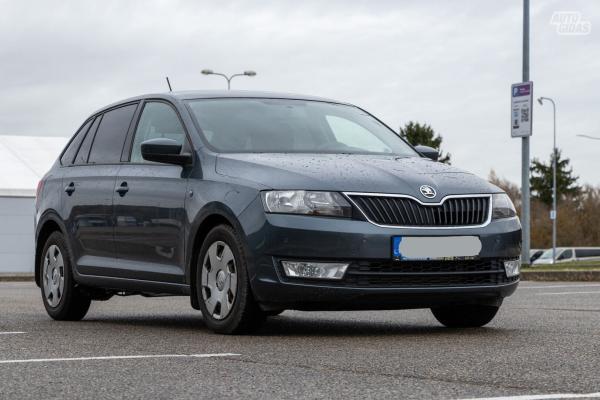 Grey Skoda Rapid 2014 in Vilnius, with an engine capacity of 1.60 L and mileage of 158 thousand km for 4900 €, photo 4 on AUTOMOTO.COM.LV
