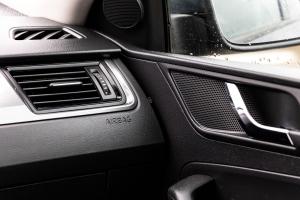Grey Skoda Rapid 2014 in Vilnius, with an engine capacity of 1.60 L and mileage of 158 thousand km for 4900 €, photo 12 on AUTOMOTO.COM.LV