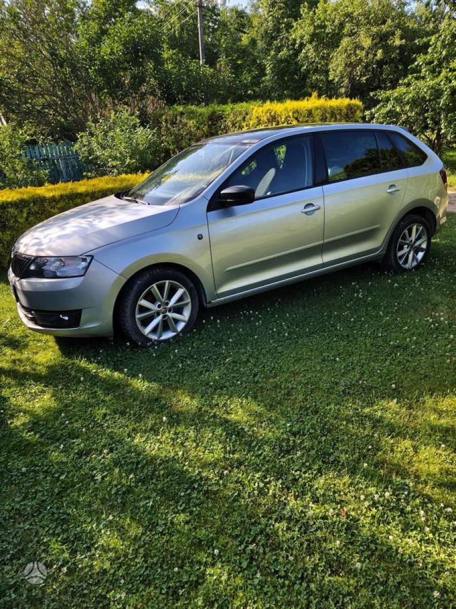 Grey Skoda Rapid 2014 in Vilnius, with an engine capacity of 1.60 L and mileage of 202 thousand km for 5500 €, photo 1 on AUTOMOTO.COM.LV