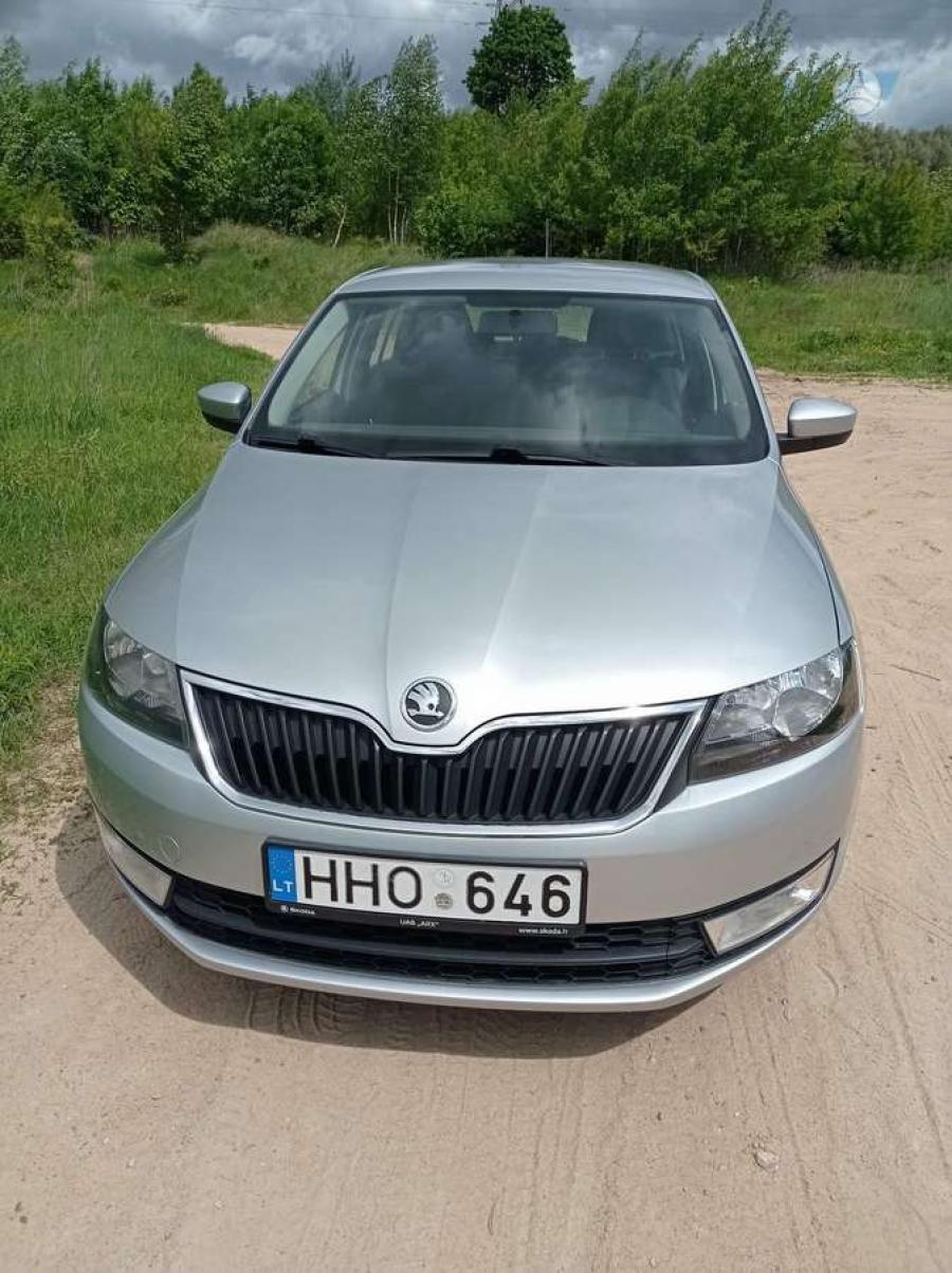 Grey Skoda Rapid 2014 in Vilnius, with an engine capacity of 1.20 L and mileage of 134 thousand km for 3950 €, photo 8 on AUTOMOTO.COM.LV