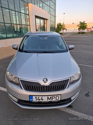 Grey Skoda Rapid 2015 in Tallinn, with an engine capacity of 1.20 L and mileage of 186 thousand km for 5600 €, photo 7 on AUTOMOTO.COM.LV