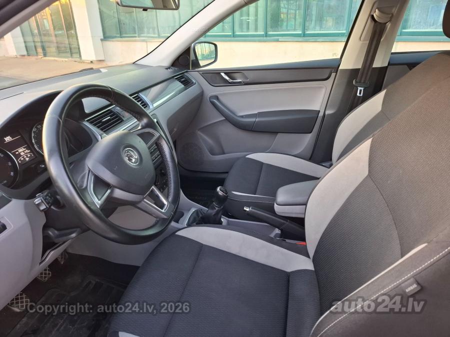 Grey Skoda Rapid 2015 in Tallinn, with an engine capacity of 1.20 L and mileage of 186 thousand km for 5600 €, photo 12 on AUTOMOTO.COM.LV