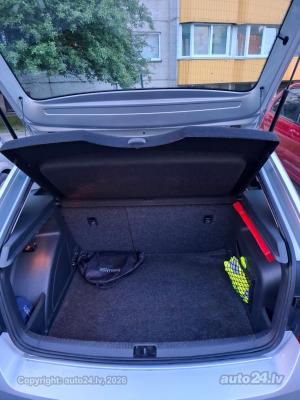 Grey Skoda Rapid 2015 in Tallinn, with an engine capacity of 1.20 L and mileage of 186 thousand km for 5600 €, photo 16 on AUTOMOTO.COM.LV
